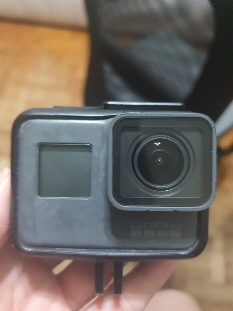 Go Pro Hero 5 full set, no hassle, full working condition., Photography ...