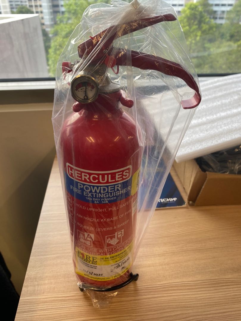 Hercules Fire Extinguisher 1kg, Furniture & Home Living, Security ...