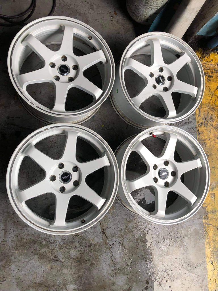 18” TE37 design White Mags 5Holes pcd 114 used, Car Parts & Accessories ...