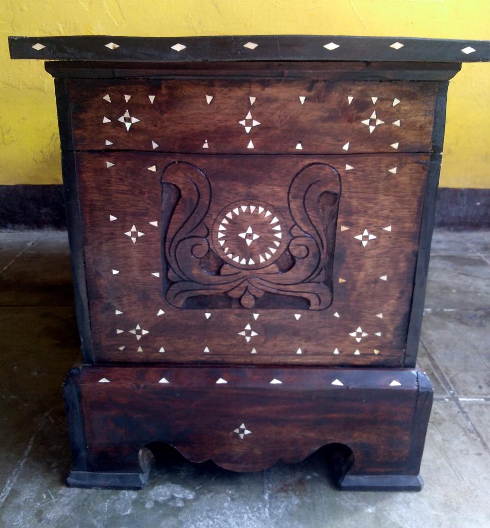 Narra Chest Baul with Mother of Pearl Inlay and Carving 68x36x43 ...