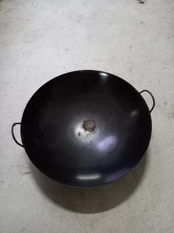 Tall Pan Wok with Cover Lid Wok, Furniture & Home Living, Kitchenware ...