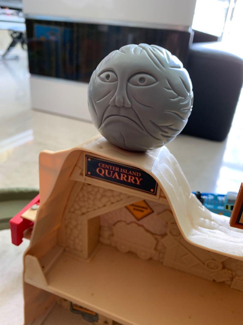 Thomas- Center Island Quarry Portable Set, Hobbies & Toys, Toys & Games ...