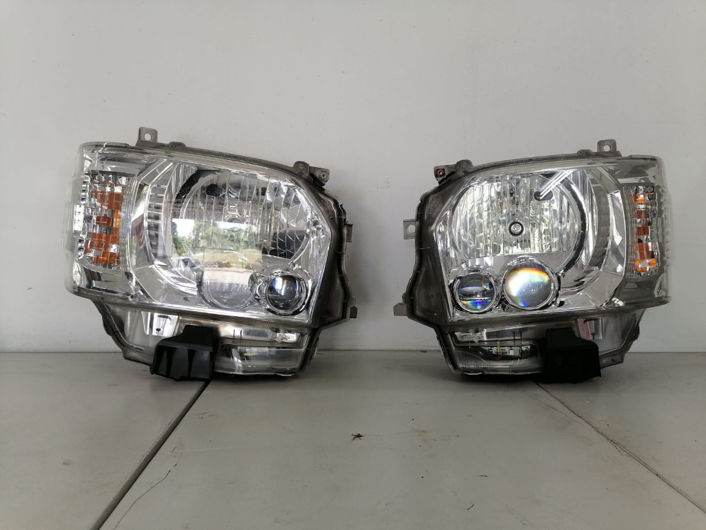 Toyota Hiace LED Projector Headlight, Car Accessories, Electronics ...