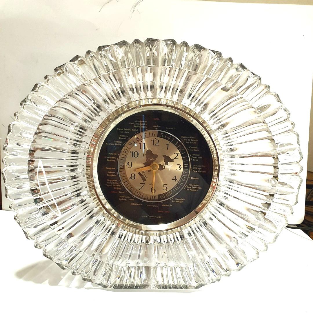 Vintage HOYA table clock, Furniture & Home Living, Home Decor, Vases ...