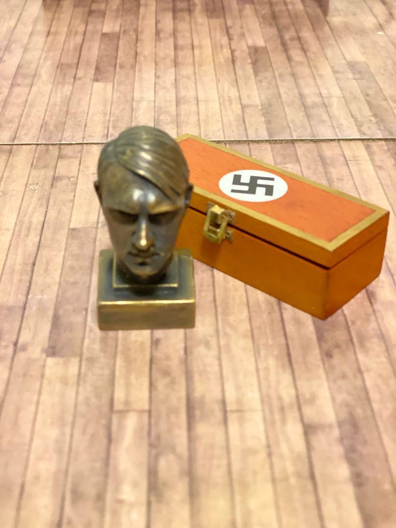 1/6 scale hitler small bust accessories hot toys, Hobbies & Toys, Toys ...