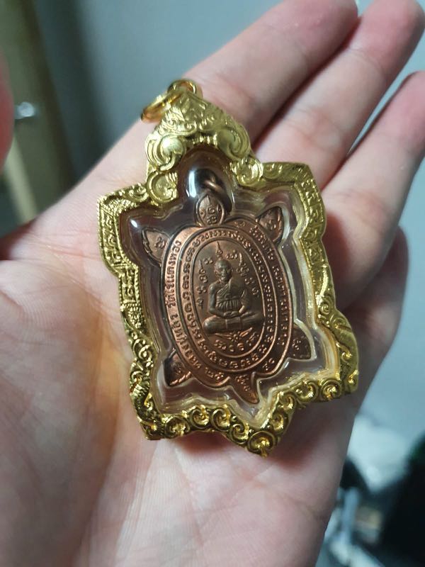 Amulet Lp Liew paya tao turtle 2540, Hobbies & Toys, Memorabilia ...
