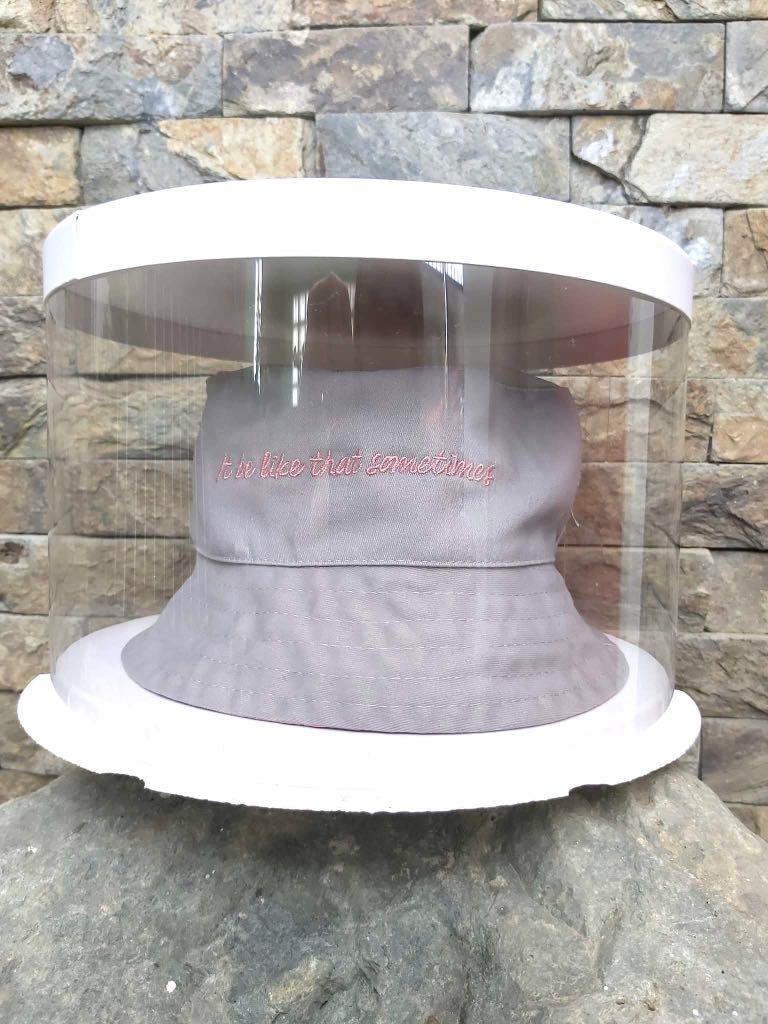 BLACKPINK LISA SIGNED BUCKET HAT, Hobbies & Toys, Memorabilia ...