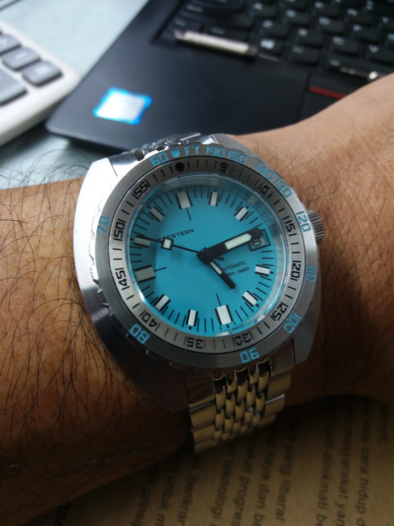 Doxa Sub300 homage diver watch, Men's Fashion, Watches & Accessories ...