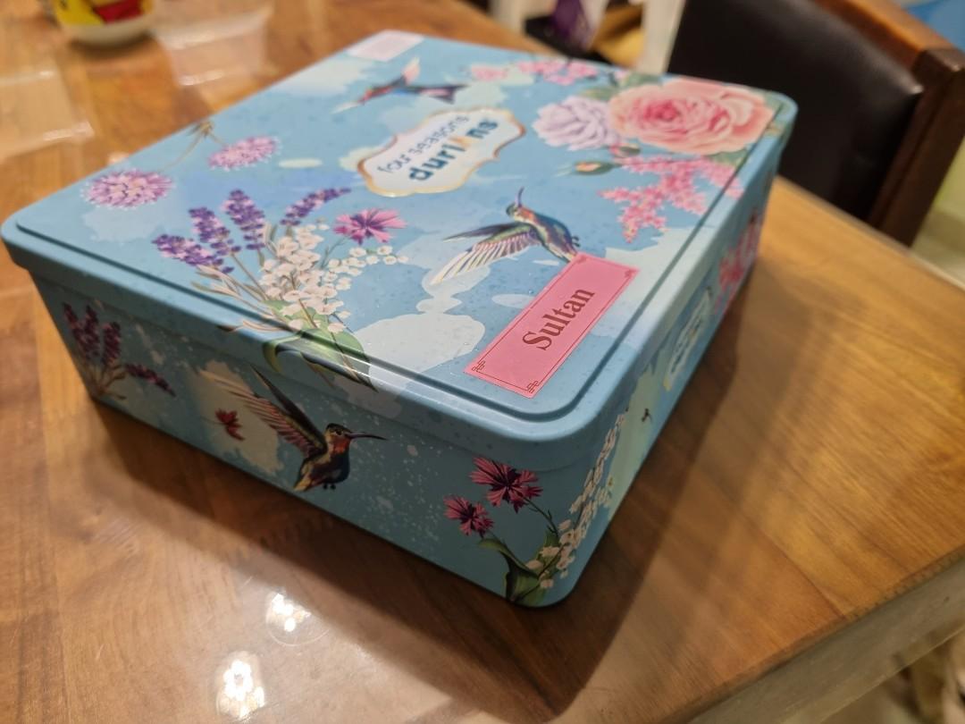 Four Seasons Mooncake Box, Furniture & Home Living, Home Improvement ...