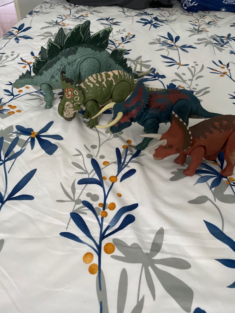 Jurassic world dinosaurs mattel, Hobbies & Toys, Toys & Games on Carousell