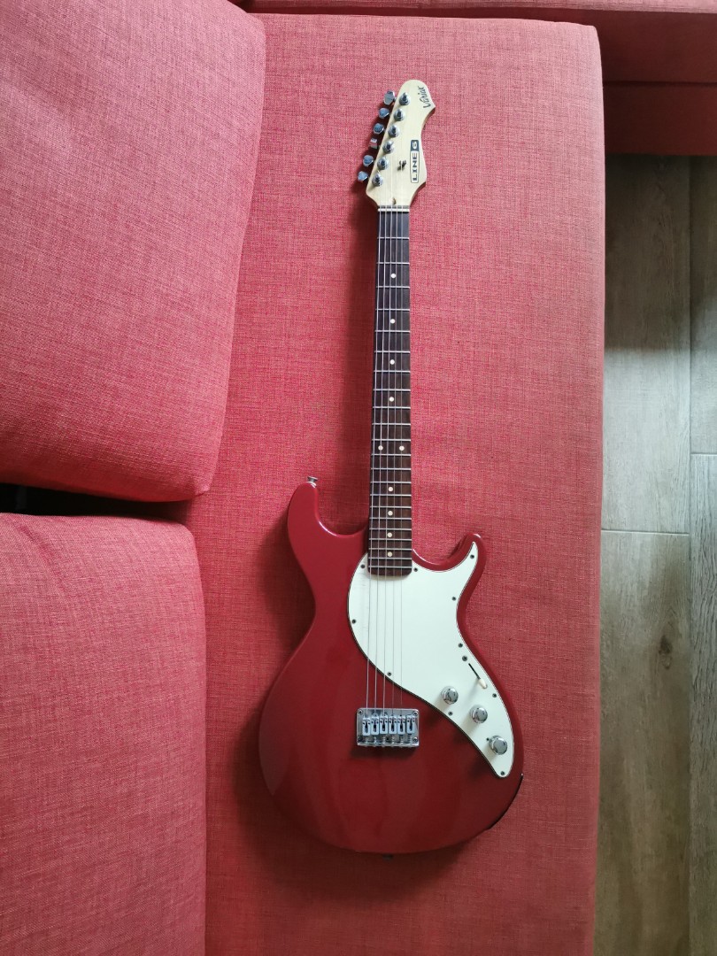 Line 6 variax 300, Hobbies & Toys, Music & Media, Musical Instruments ...