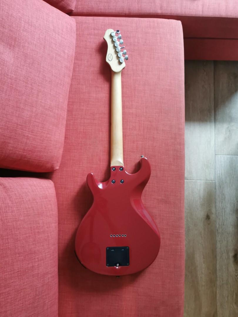 Line 6 variax 300, Hobbies & Toys, Music & Media, Musical Instruments ...