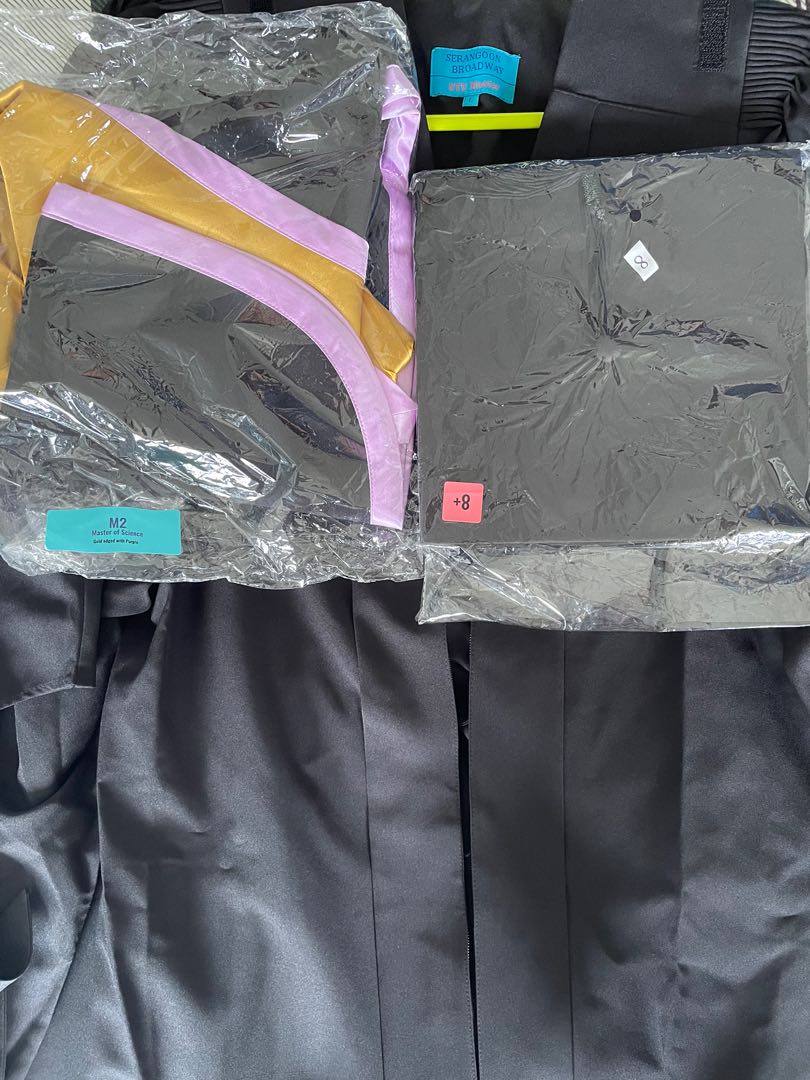 NTU graduation gown rental (master of science), Men's Fashion, Coats ...