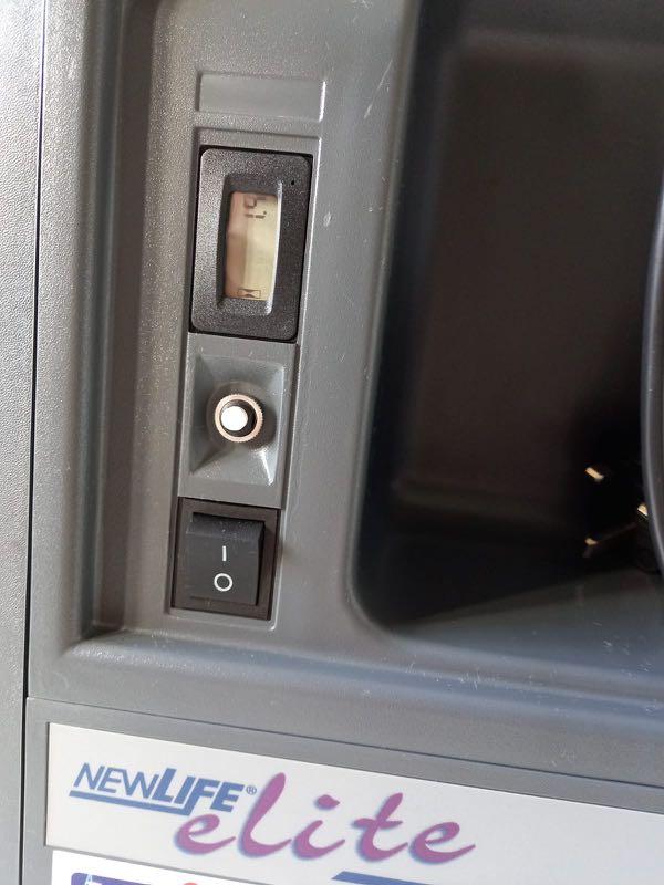 Oxygen Concentrator (Newlife Elite)5l, Health & Nutrition, Assistive ...