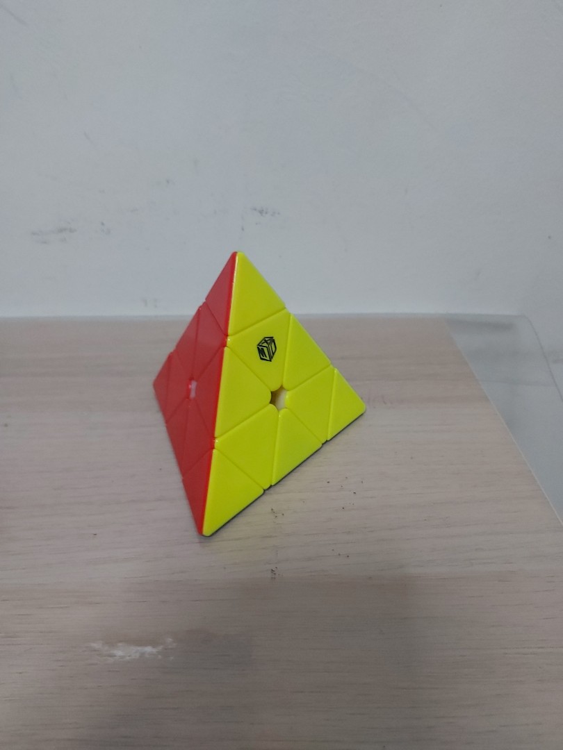 QIYI XMD V2 Magnetic pyraminx, Hobbies & Toys, Toys & Games on Carousell