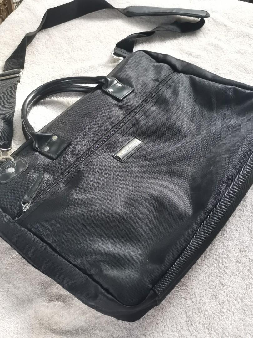 Samsung Laptop Bag 17 inches, Men's Fashion, Bags, Sling Bags on Carousell