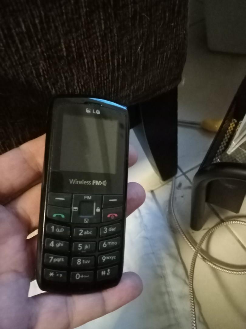 Simple LG phone for free. Pls read on.., Mobile Phones & Gadgets ...