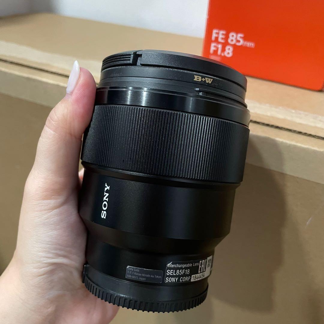 Sony FE 85mm F1.8 SEL85F18, Photography, Lens & Kits on Carousell