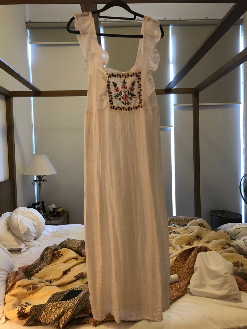 Zara Embroidered Dress, Women's Fashion, Dresses & Sets, Dresses on ...