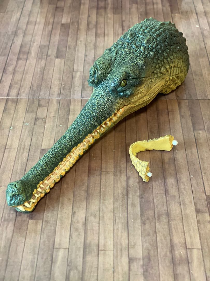 1/6 scale crocodile helmet the boss hot toys, Hobbies & Toys, Toys ...
