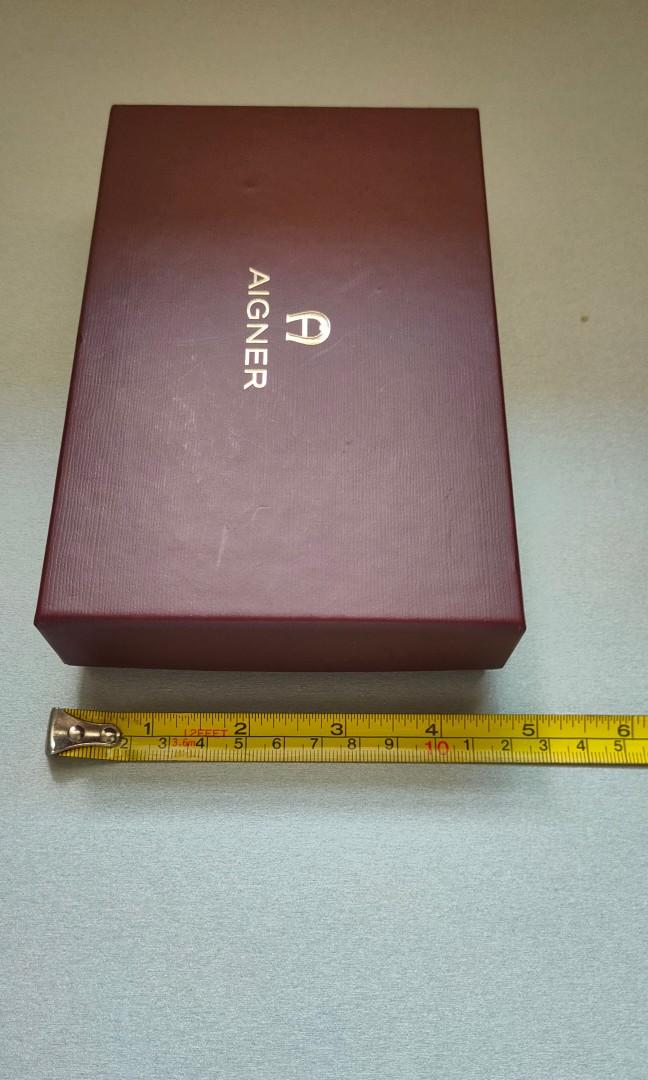 Aigner gift box, Looking For on Carousell