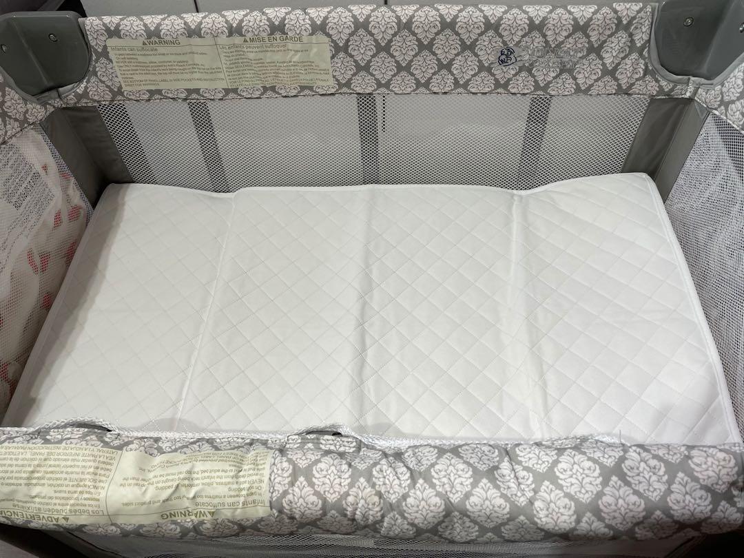 Arm’s Reach Mini Ezee 2-in-1 Co-Sleeper, Babies & Kids, Baby Nursery ...