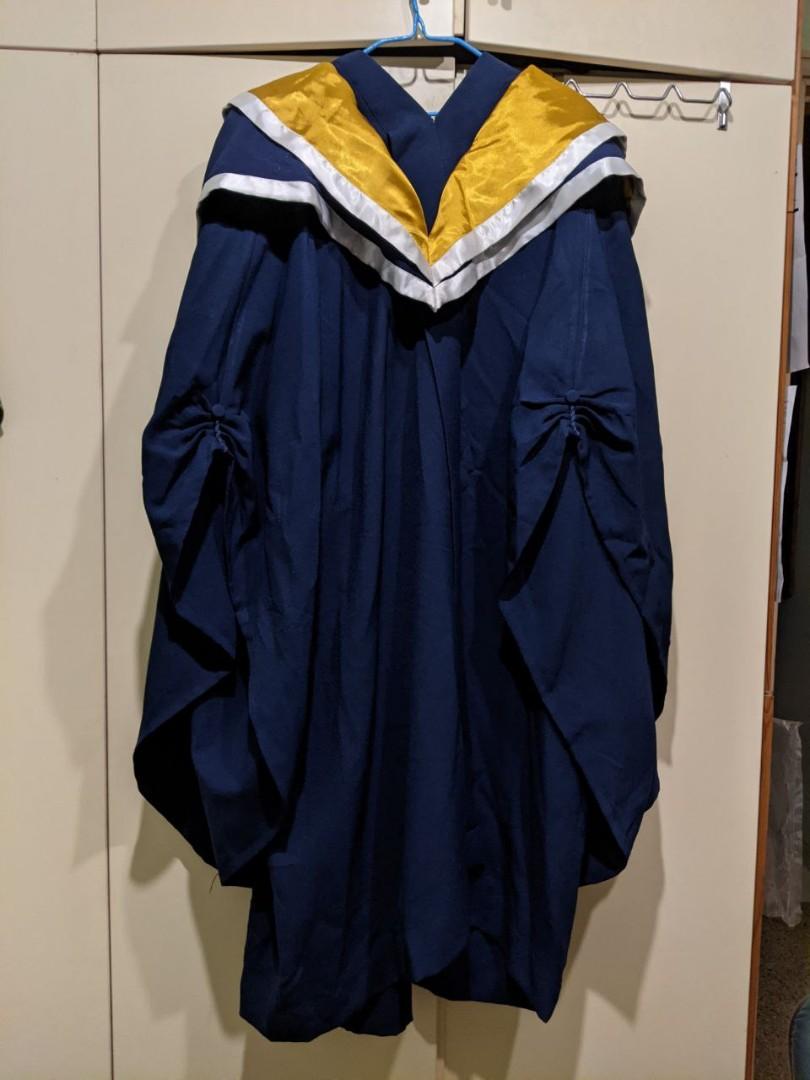 Engineering graduation gown serangoon Broadway, Women's Fashion, Coats ...