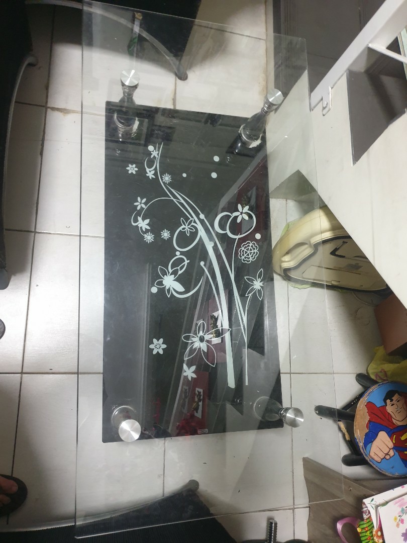 MOVING OUT SALE Glass table center table living room table sala table ...