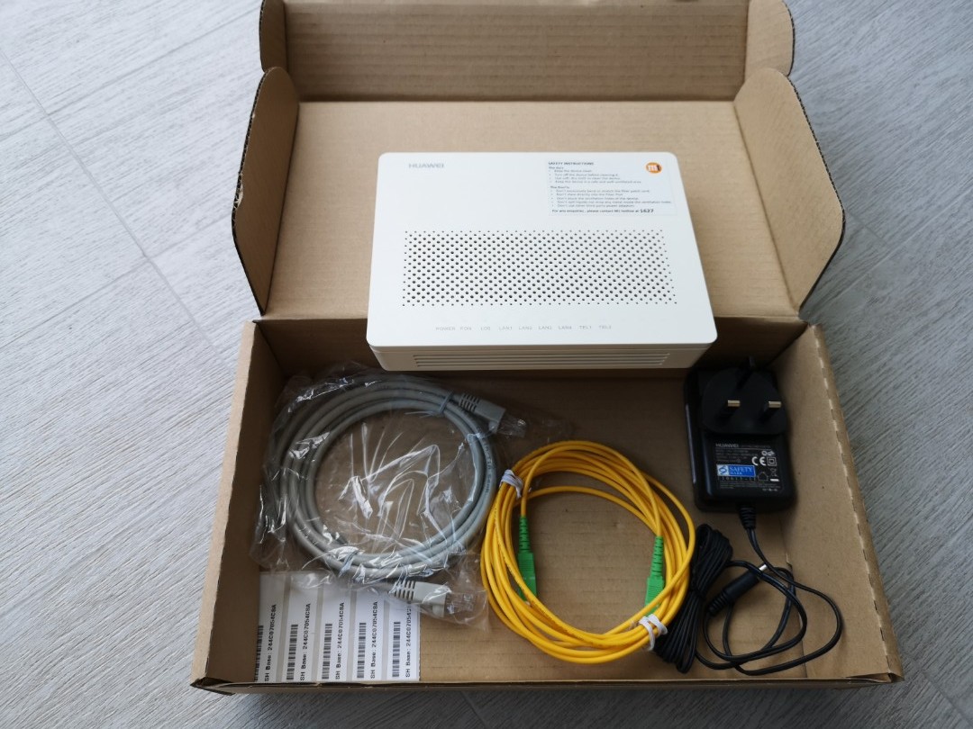 Huawei EchoLife HG8240H Modem, Computers & Tech, Parts & Accessories ...