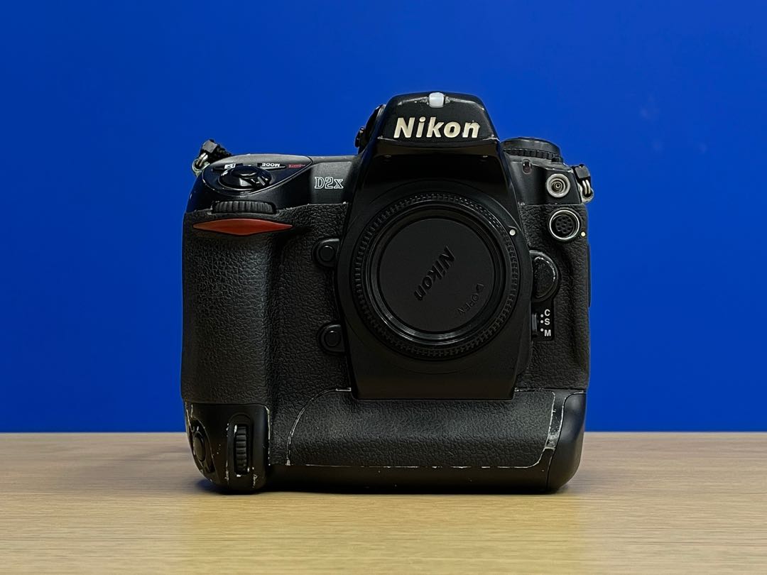 Nikon D2X DSLR, Photography, Cameras on Carousell