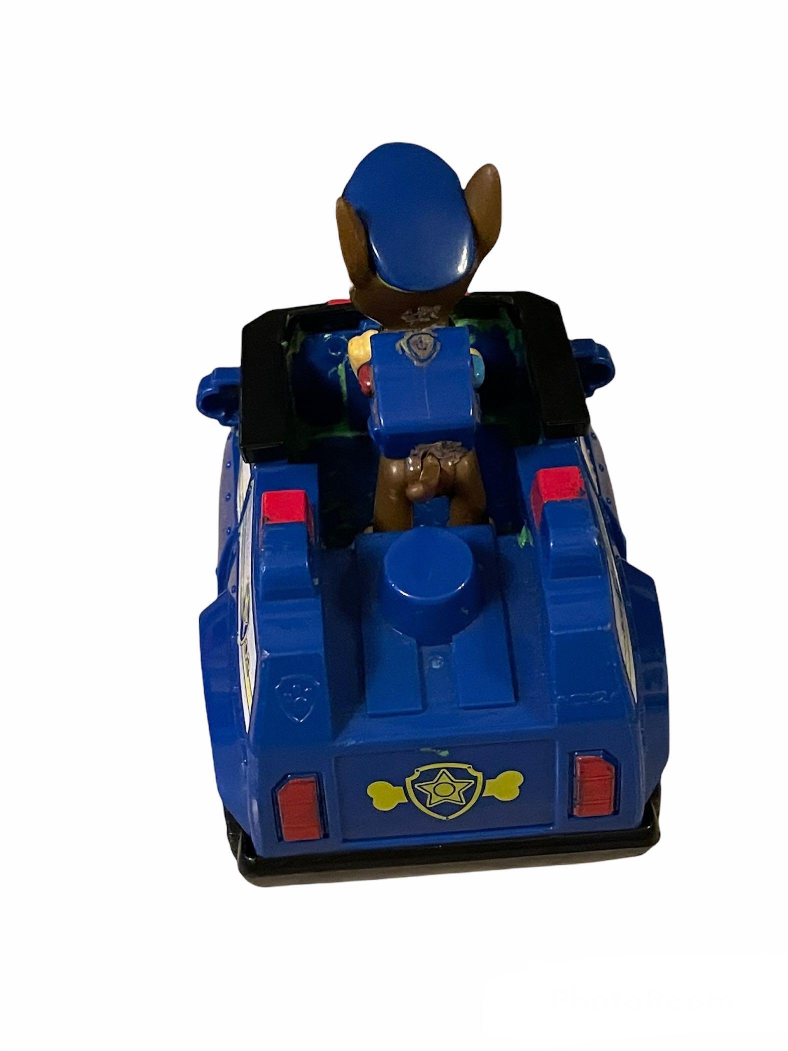 Paw Patrol Chase cruiser toy vehicle w/ action figure, Hobbies & Toys ...