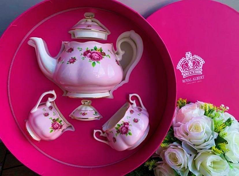 Royal Albert / New Country Roses / Pink Vintage / 3-Piece Tea Set! on ...