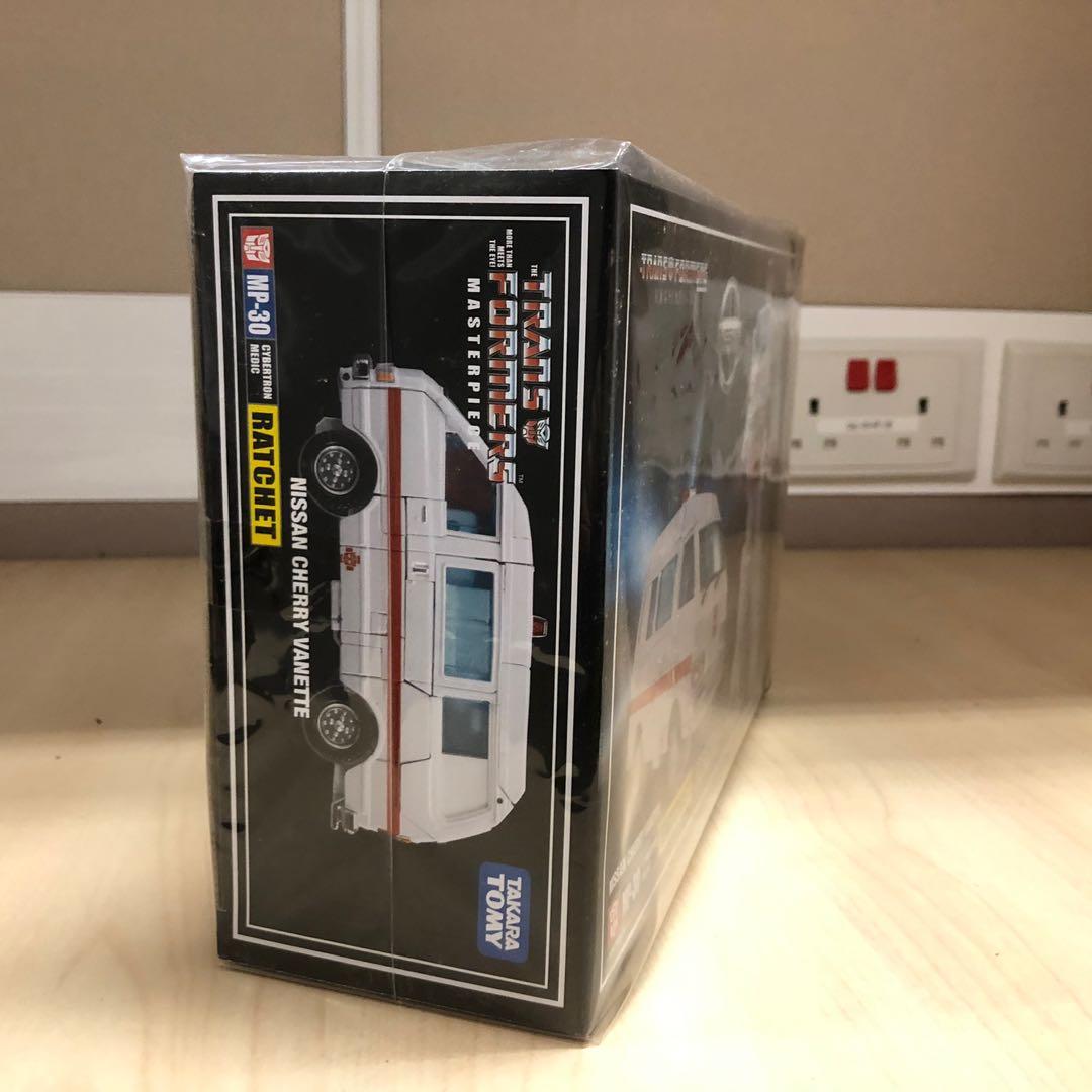Transformers MP 30 Ratchet Masterpiece Authentic, Hobbies & Toys, Toys ...