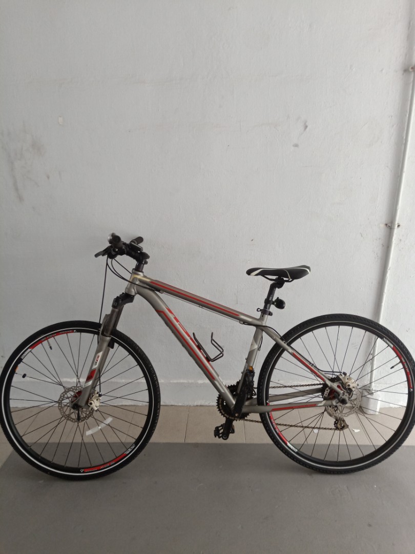 Trek Alpha Bike, Sports Equipment, Bicycles & Parts, Bicycles on Carousell
