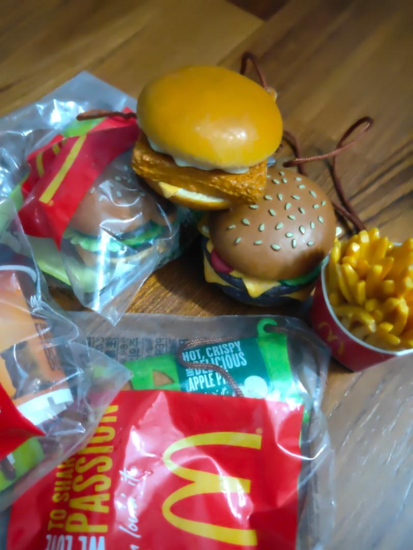 Vintage Mcdonalds food keychain set, Hobbies & Toys, Memorabilia ...