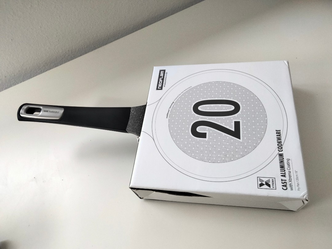 20cm pan NEOFLAM Pote Frypan with Xtrema Ceramic Coating, Furniture & Home Living, Kitchenware ...