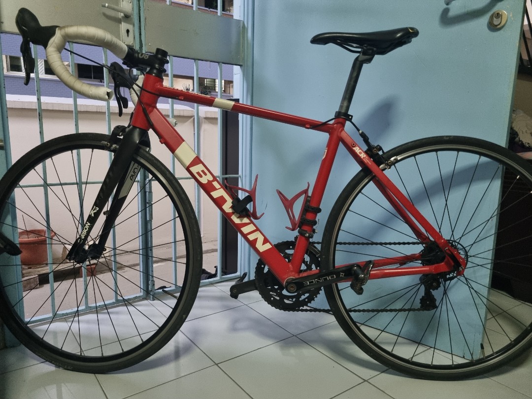 Btwin Triban 300, Sports Equipment, Bicycles & Parts, Bicycles on Carousell