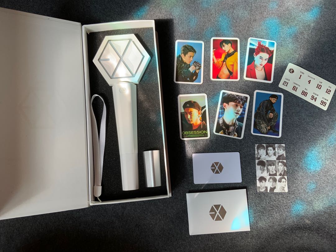 EXO - Erie Bong Version 2, Hobbies & Toys, Memorabilia & Collectibles ...