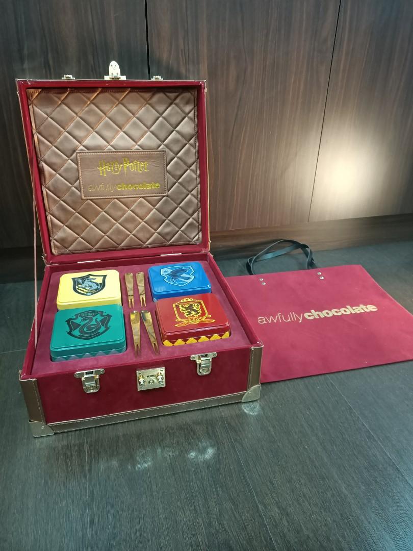 Harry Potter Hogwarts chest and gift box, Hobbies & Toys, Memorabilia ...