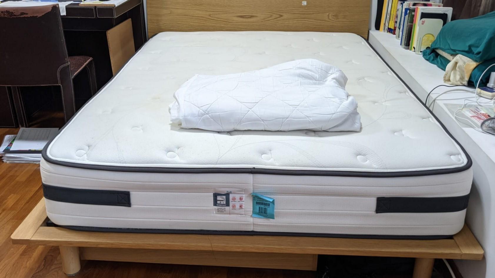 Muji full set oak bed frame with headboard, 20cm legs (double bed ...