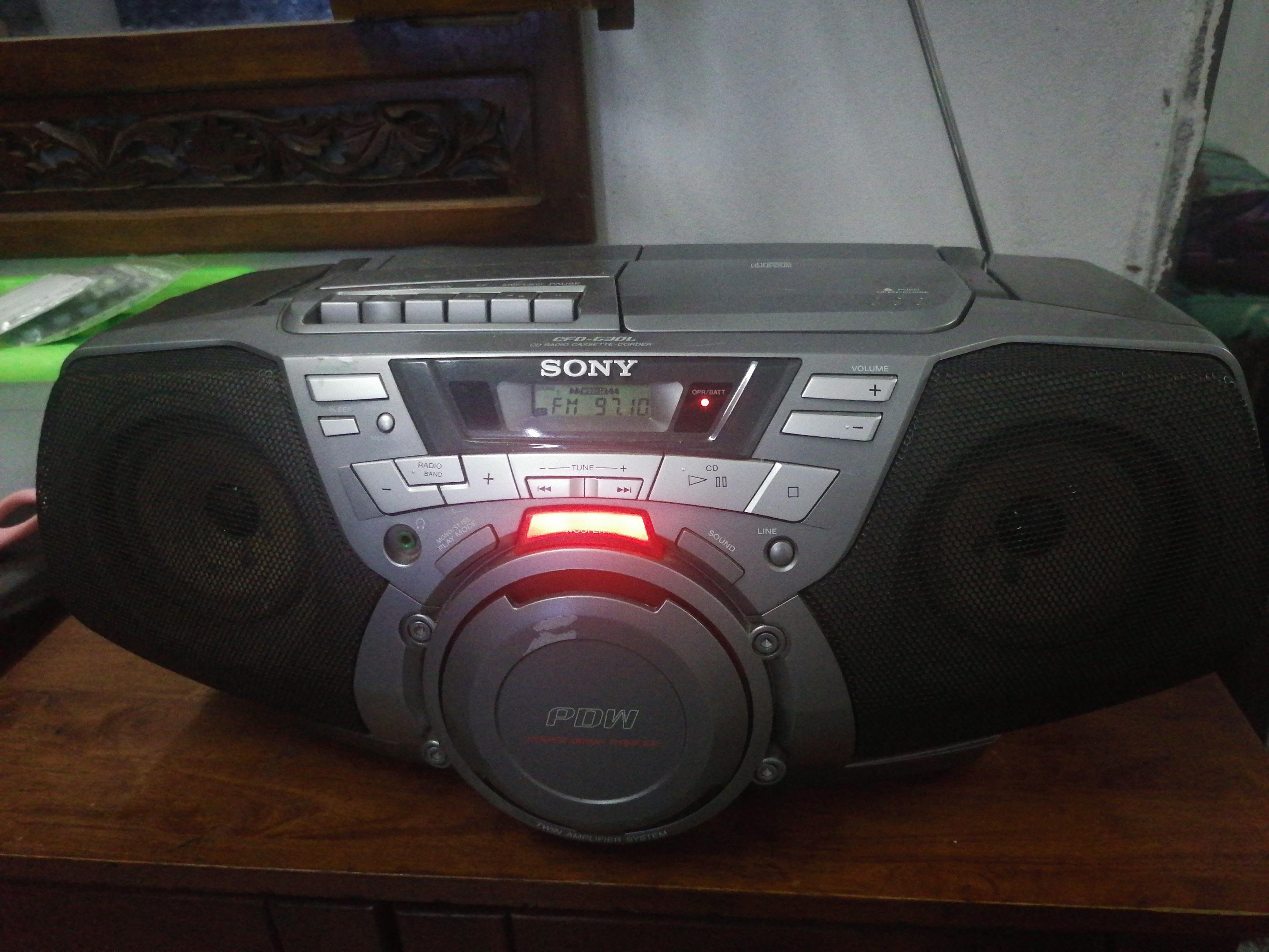 Sony G30L CD RADIO CASSETTE CORDER, Audio, Portable Music Players on ...