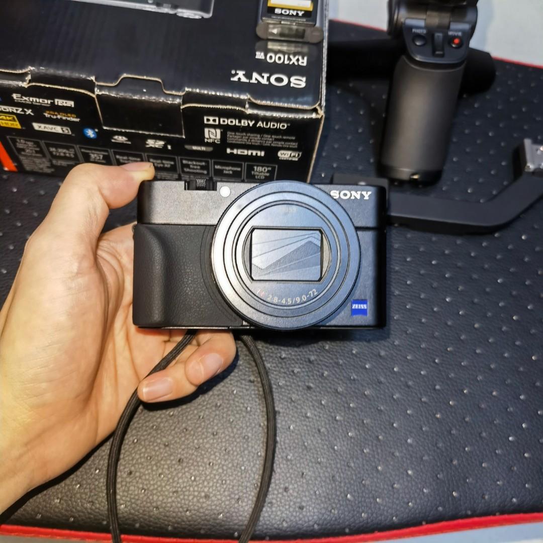 Sony RX100 VII M7, Photography, Cameras on Carousell