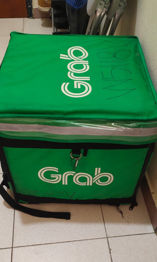 GRAB DELIVERY BAG / BEG PENGHANTARAN GRAB, Computers & Tech, Parts ...
