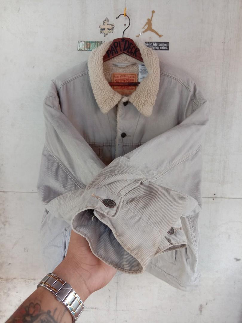 Levis chords sherpa jacket, Men's Fashion, Coats, Jackets and Outerwear ...