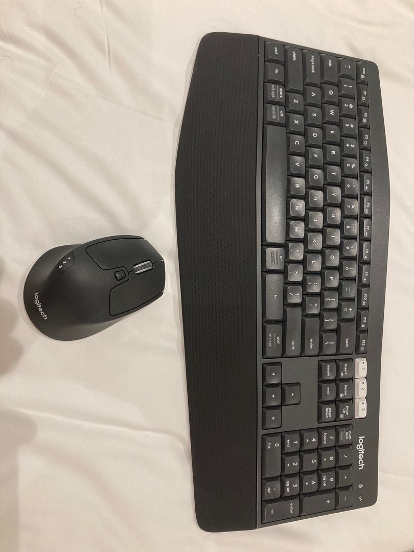 Logitec K850, Computers & Tech, Parts & Accessories, Computer Keyboard on Carousell