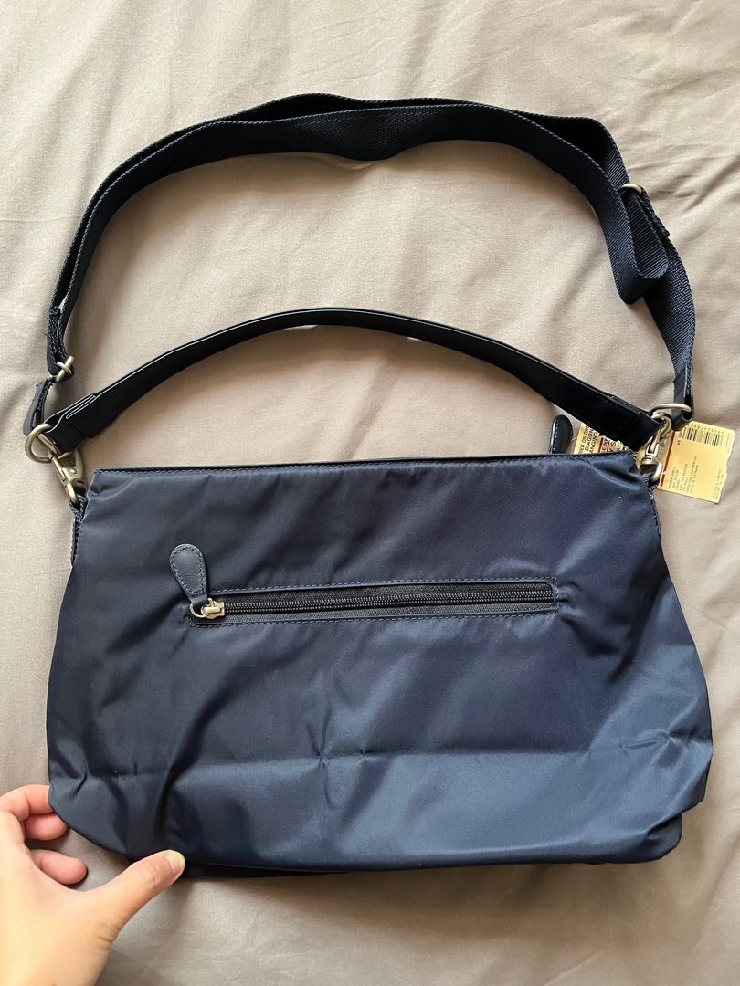 Muji shoulder bag Muji 2 way shoulder bag, Women's Fashion, Bags ...