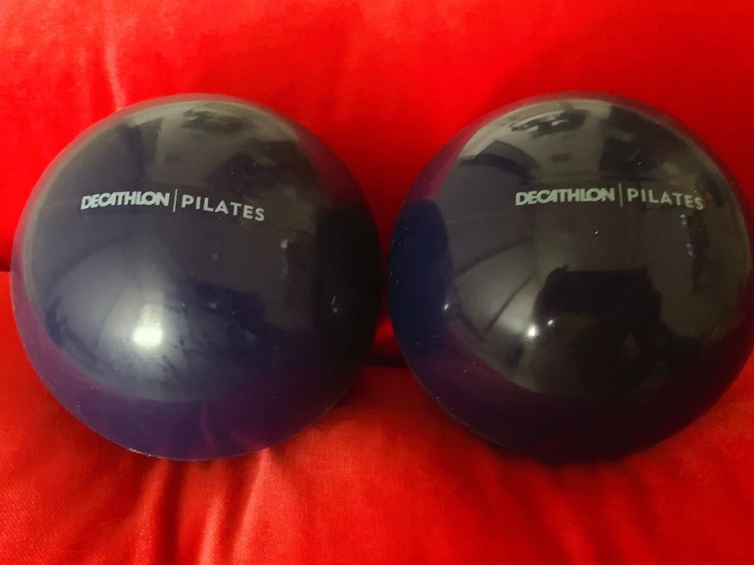Pilates weighted Ball 900g Blue, Sports Equipment, Exercise & Fitness ...