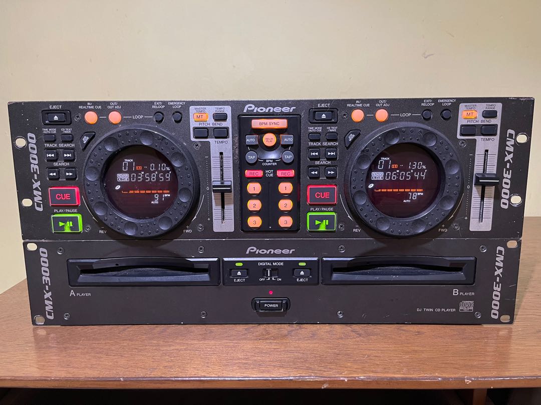 Pioneer dj cd player, Audio, Portable Music Players on Carousell
