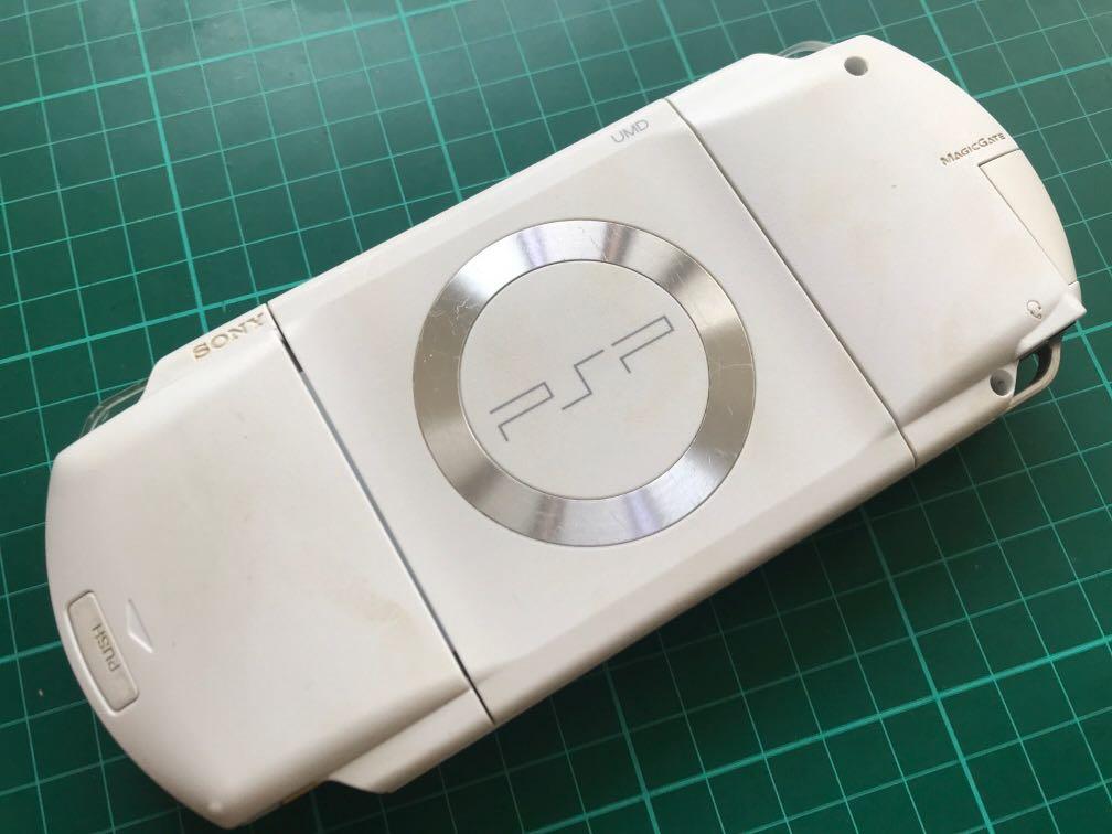 Sony Psp 1000 White, Video Gaming, Video Game Consoles, PlayStation on ...