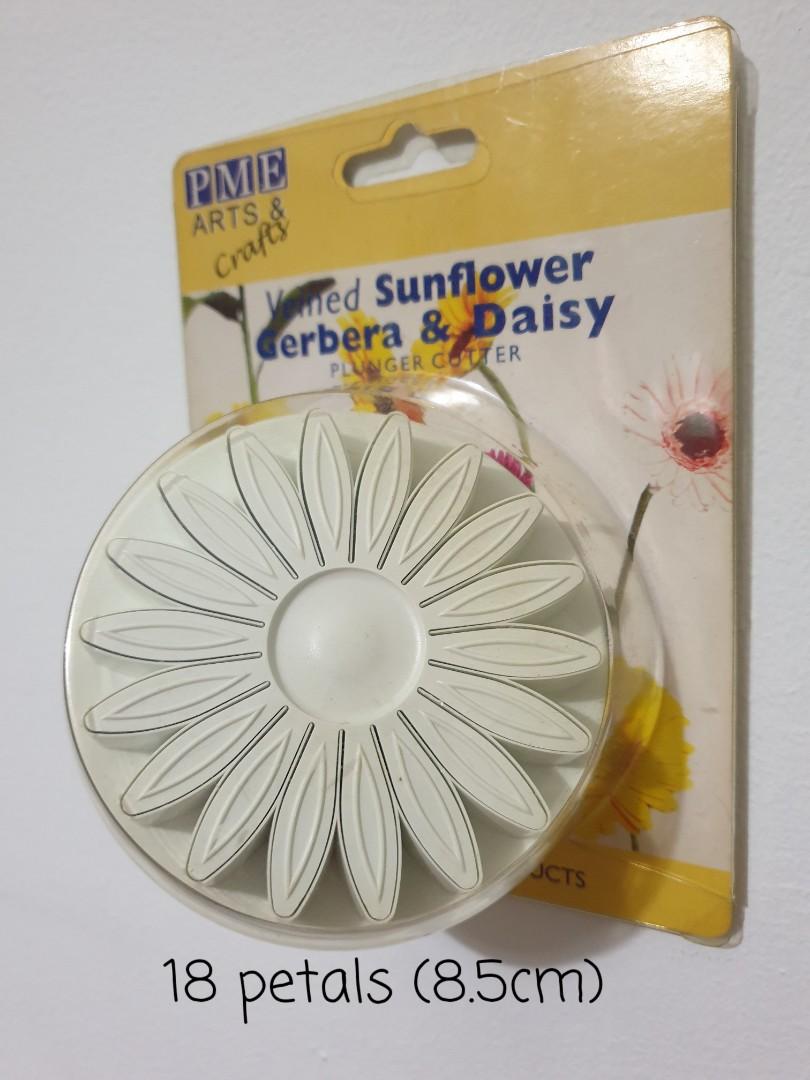 Sunflower / Daisy Plunger Cutter, Furniture & Home Living, Kitchenware ...